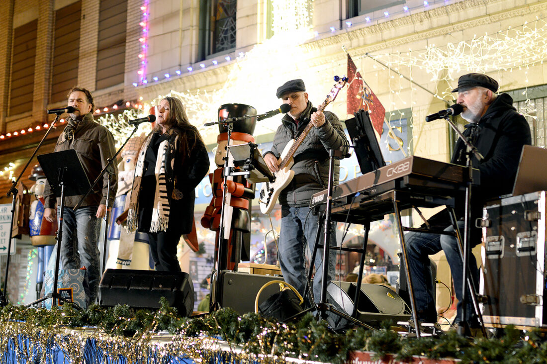 Nutcrackers light up city’s downtown | News, Sports, Jobs - The Herald Star